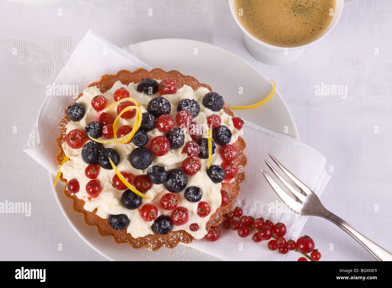Cake top view Stock Photo - Alamy