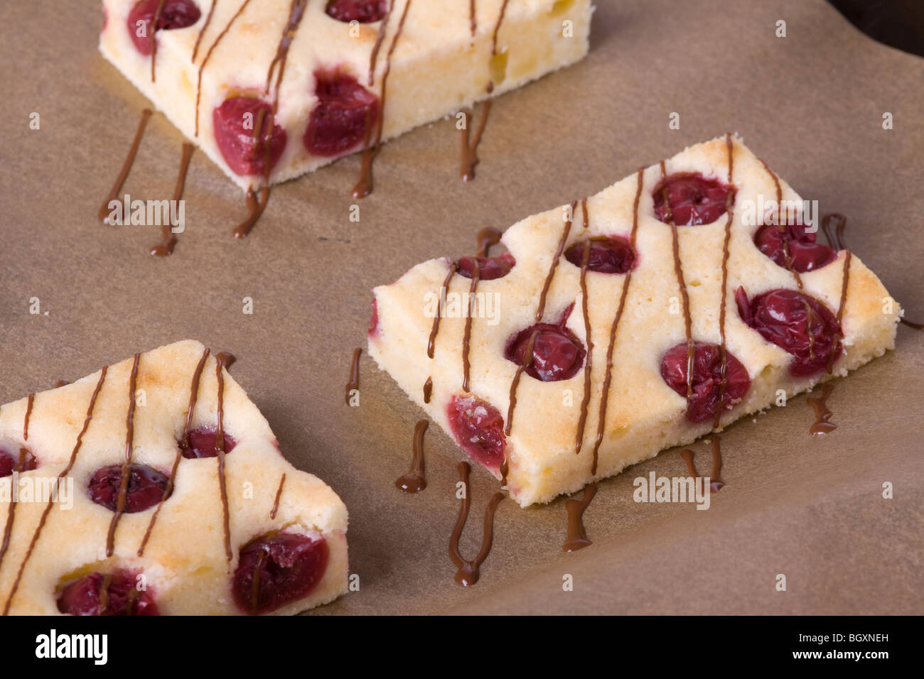 Metal baking trays hi-res stock photography and images - Alamy