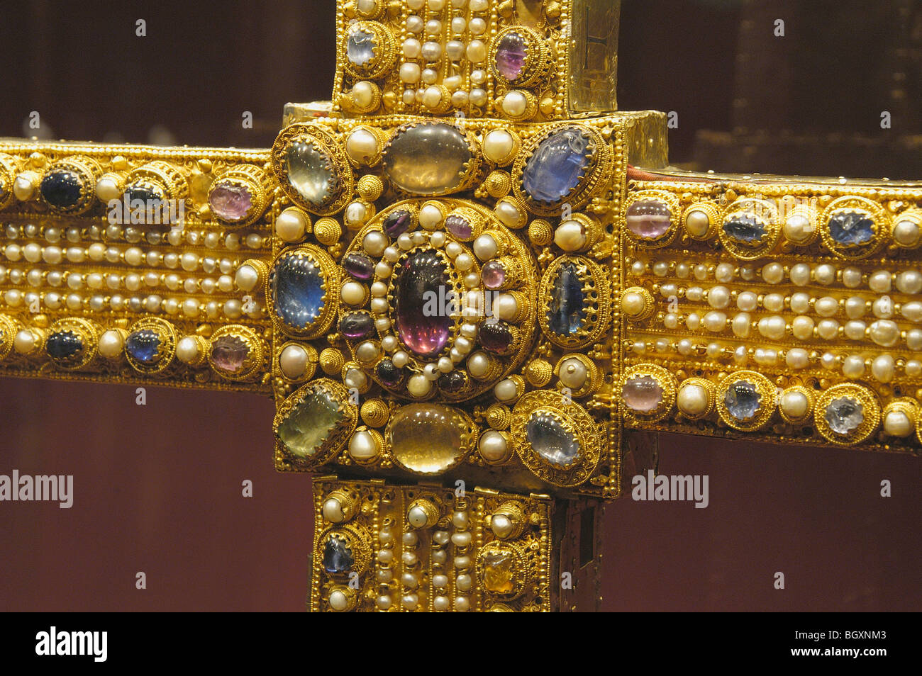 Imperial Cross in the treasury of Hofburg Stock Photo - Alamy