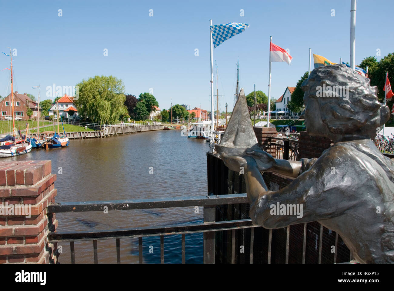 Museum of the harbor and Statue Stock Photo - Alamy