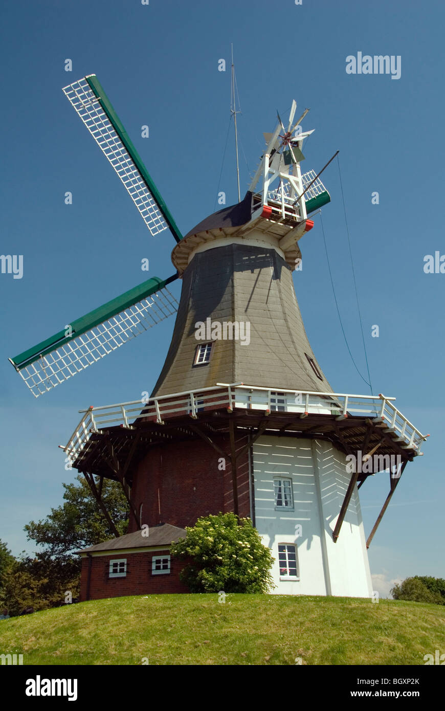 Dutch gallery mill hi-res stock photography and images - Alamy