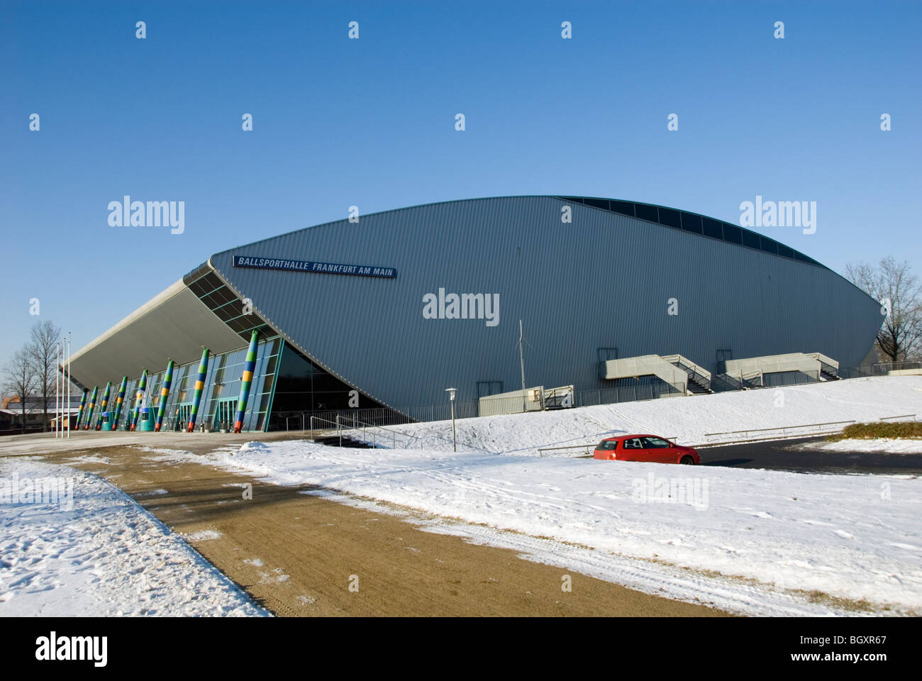 Sport hall hi-res stock photography and images - Alamy