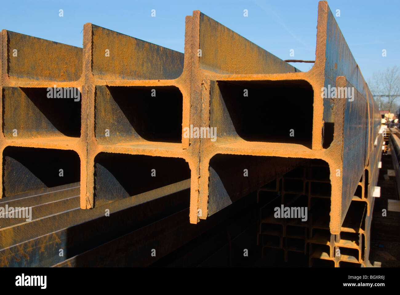 Girder beams hi-res stock photography and images - Alamy