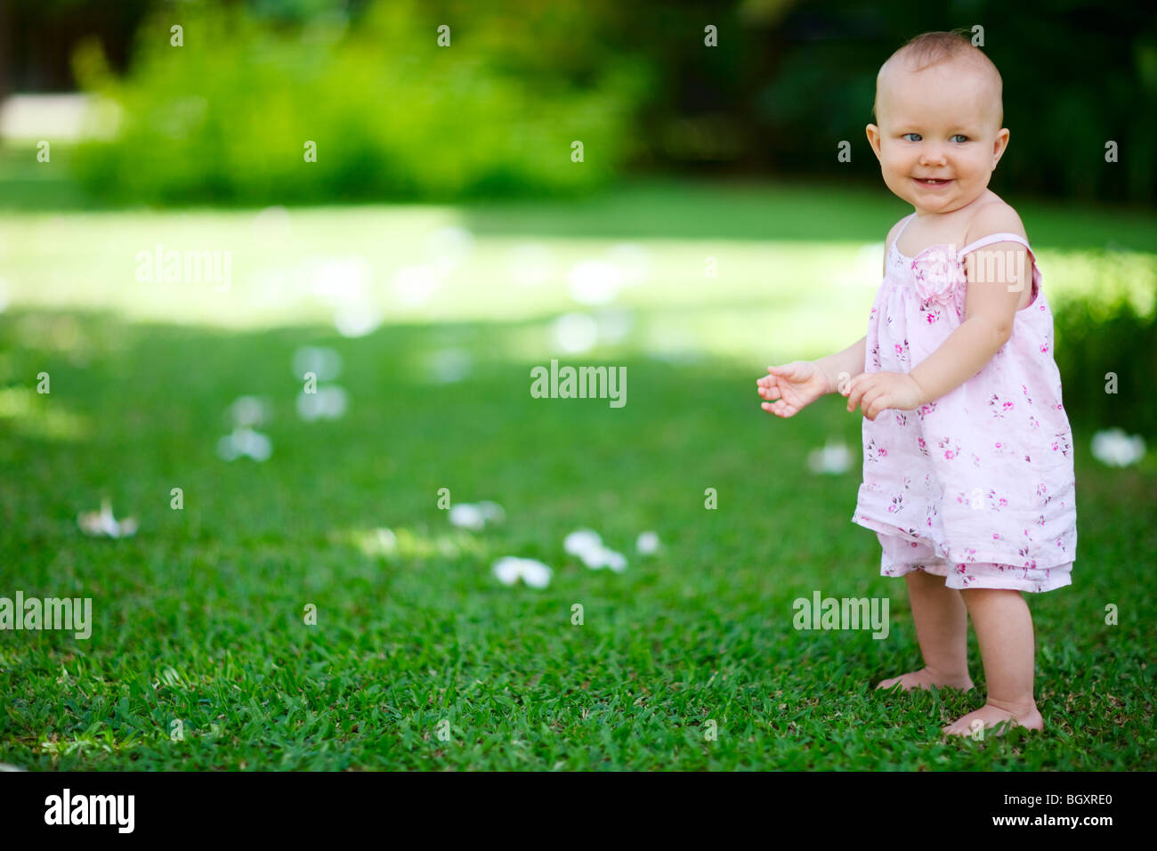 Summer baby girl Stock Photo - Alamy