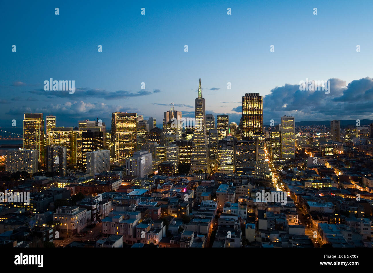 San francisco skyscrapers hi-res stock photography and images - Alamy