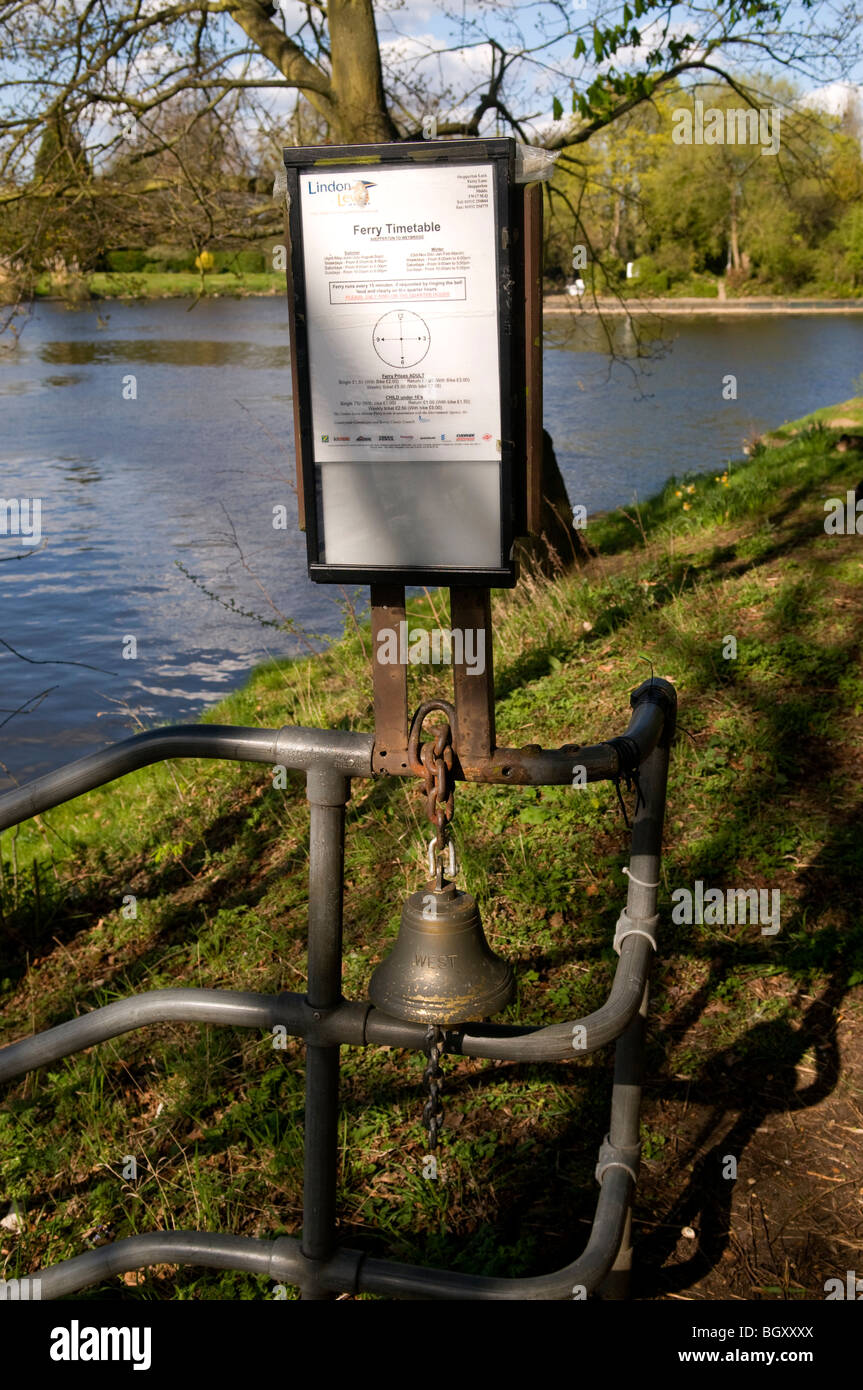Shepperton Lock Ferry timetable on river Thames in Weybridge, Surrey ...