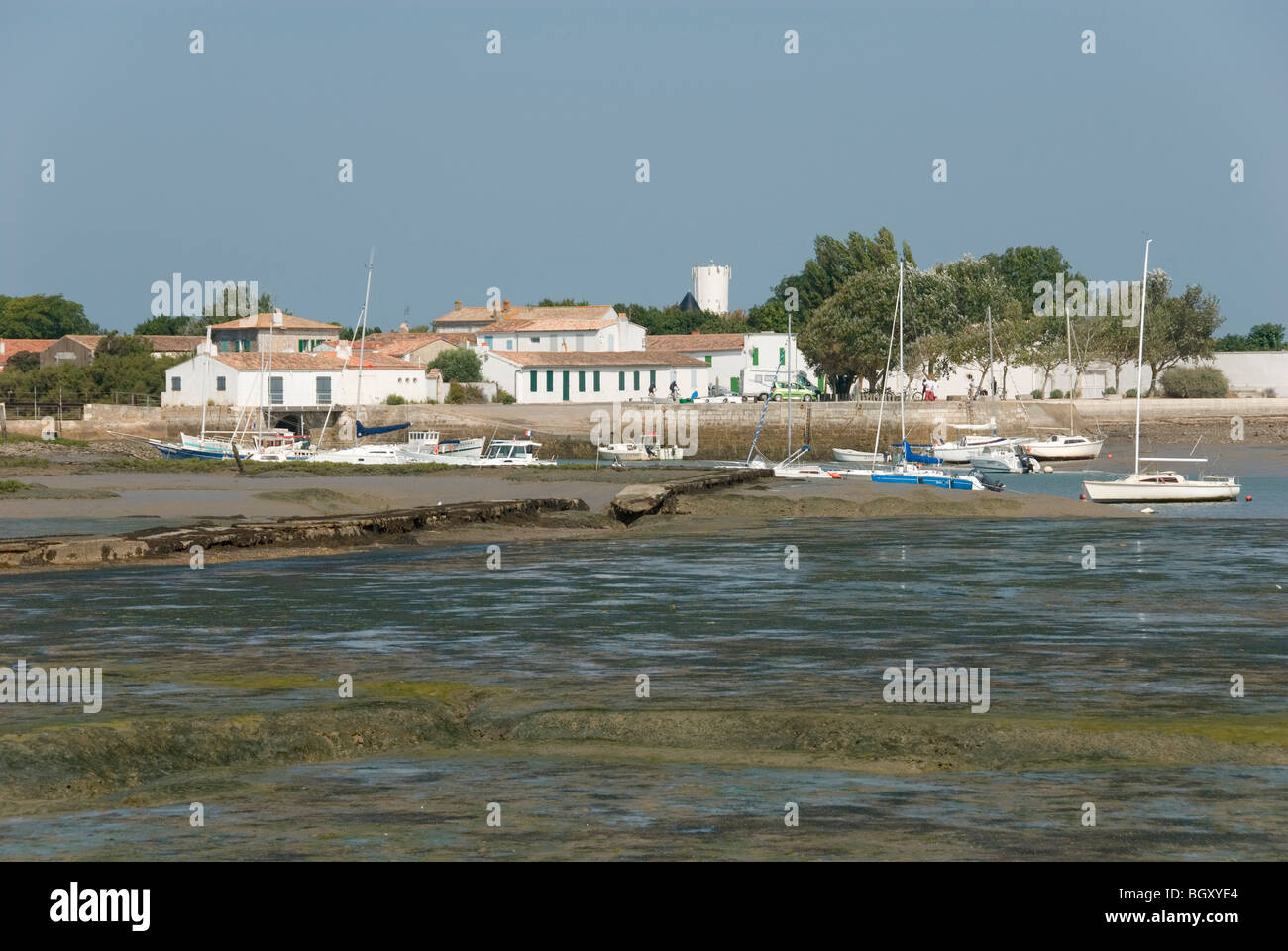 Loix village hi-res stock photography and images - Alamy