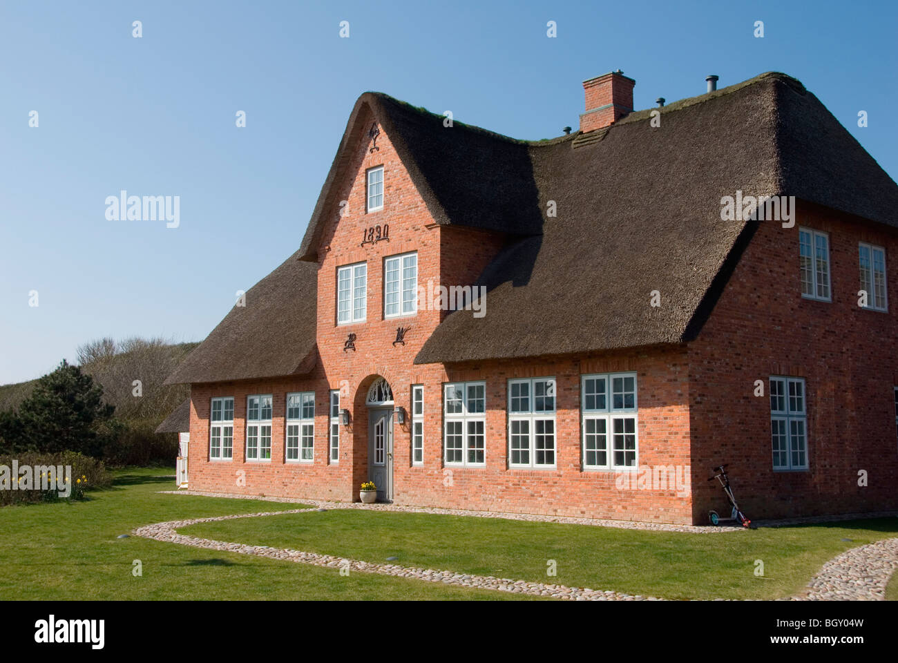 Farmhouses apartment house architecture hi-res stock photography and ...