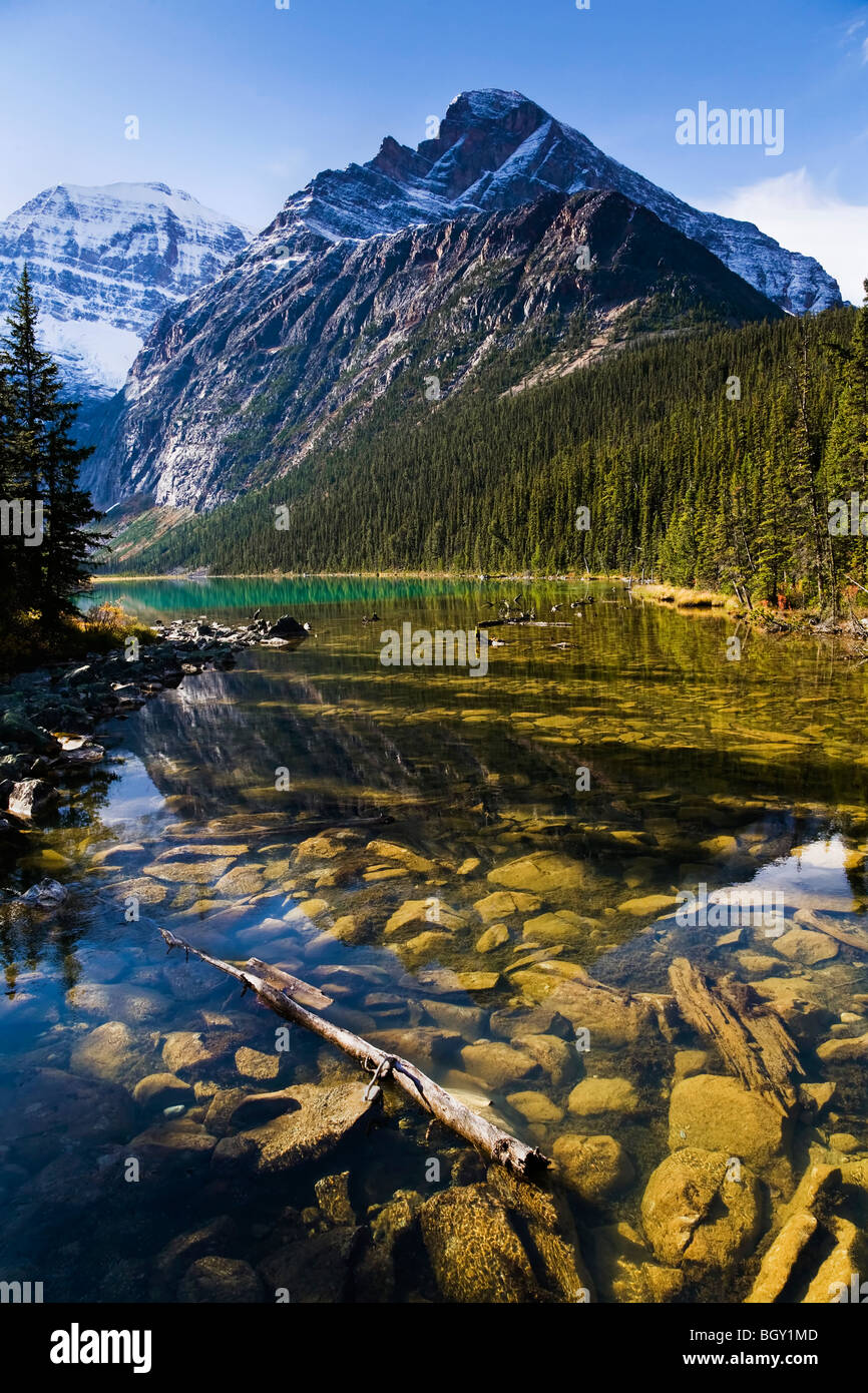 Cavell Lake in Alberta's Jasper national park Stock Photo - Alamy