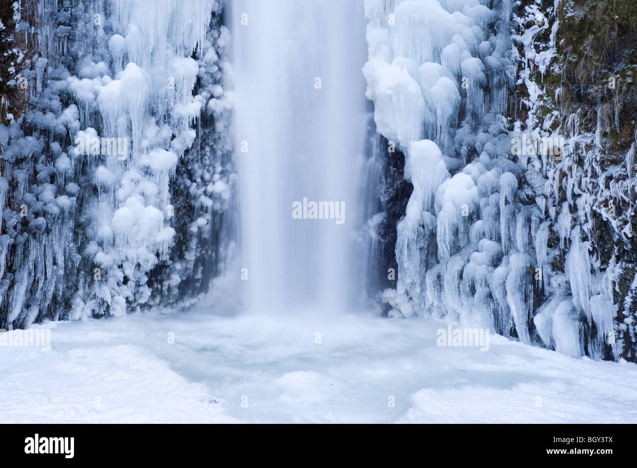 Bluish scenery hi-res stock photography and images - Alamy
