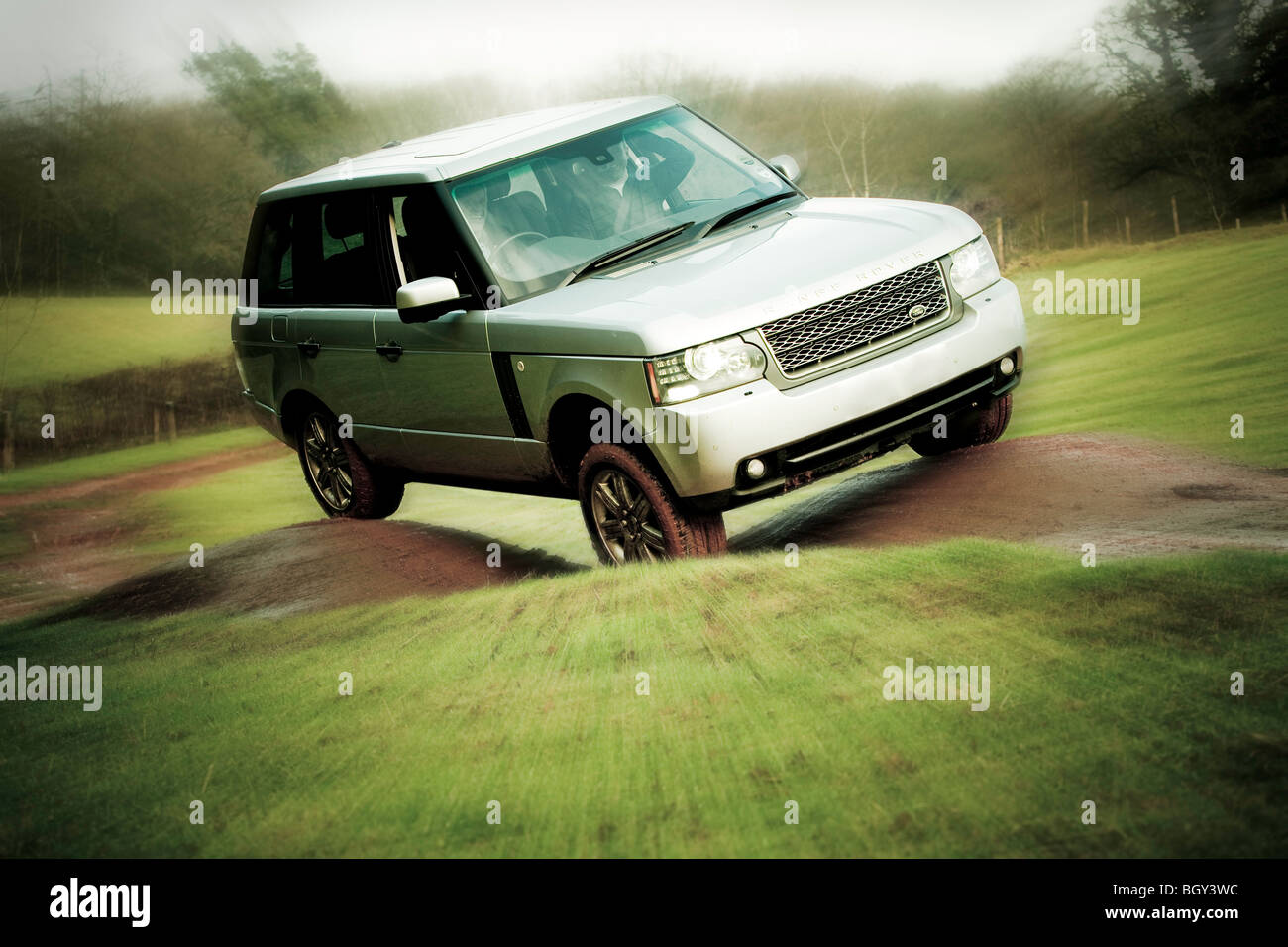 Range Rover Sport off road Stock Photo - Alamy