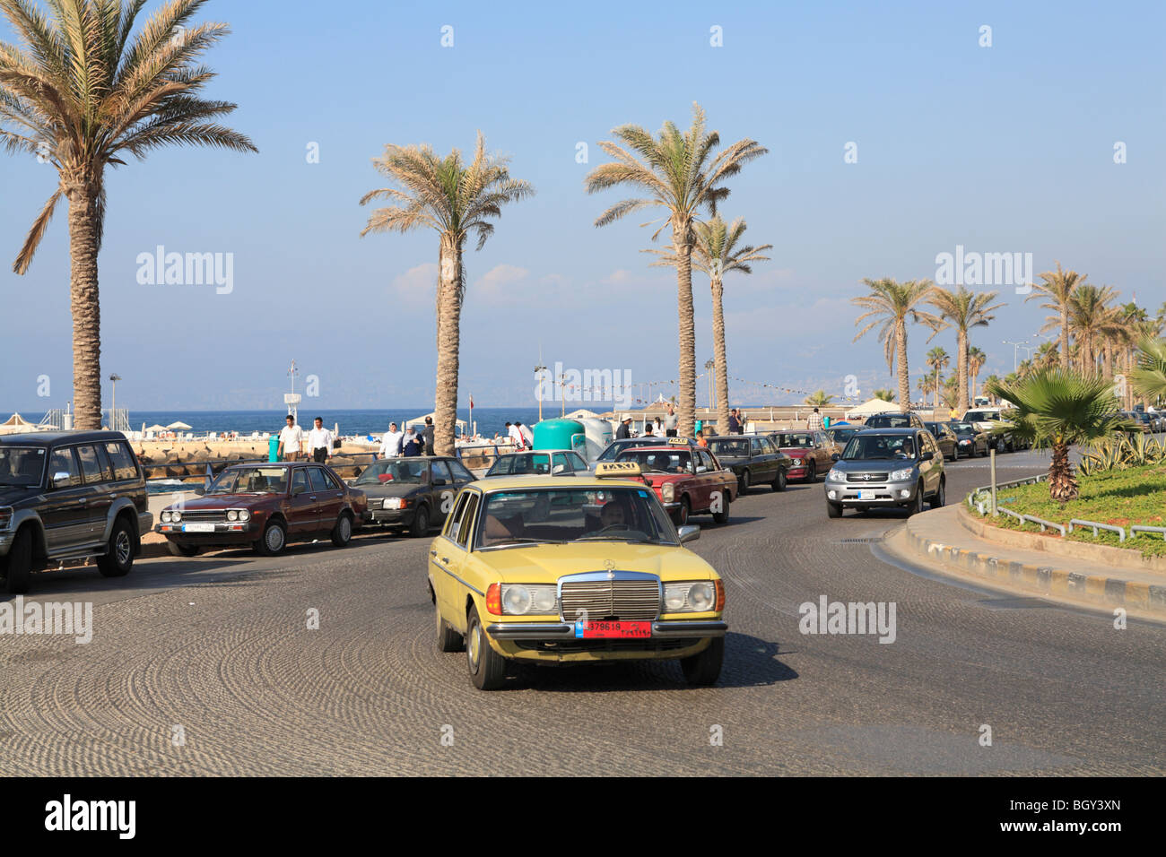 Mercedes Taxi High Resolution Stock Photography and Images - Alamy