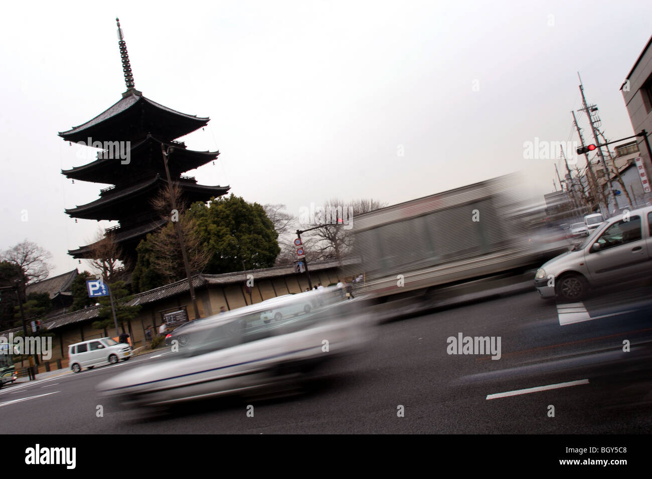 Kyoto traffic congestion hi-res stock photography and images - Alamy