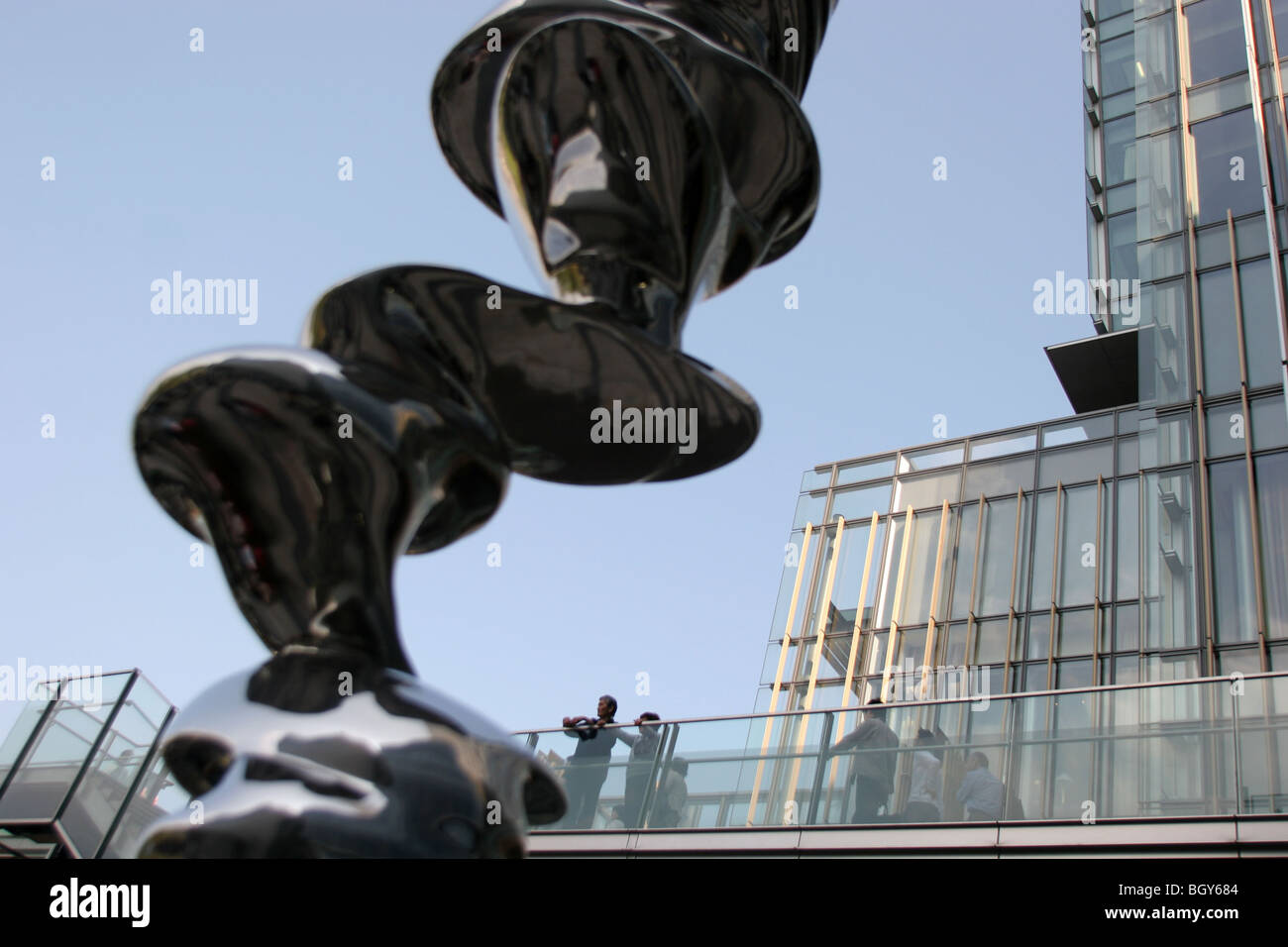 Suntory building hi-res stock photography and images - Alamy