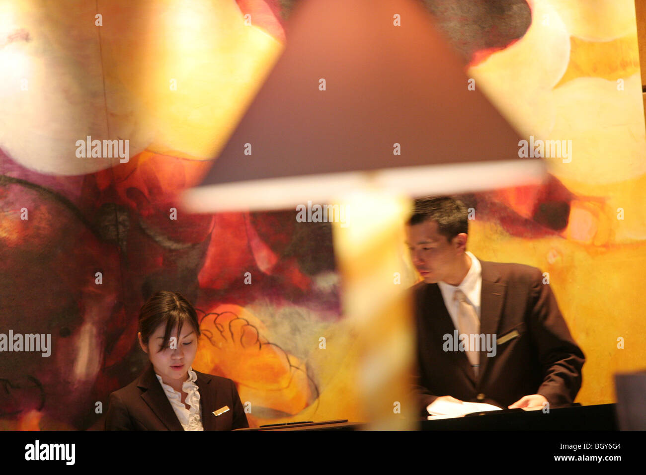 Ritz carlton hotel concierge hi-res stock photography and images - Alamy