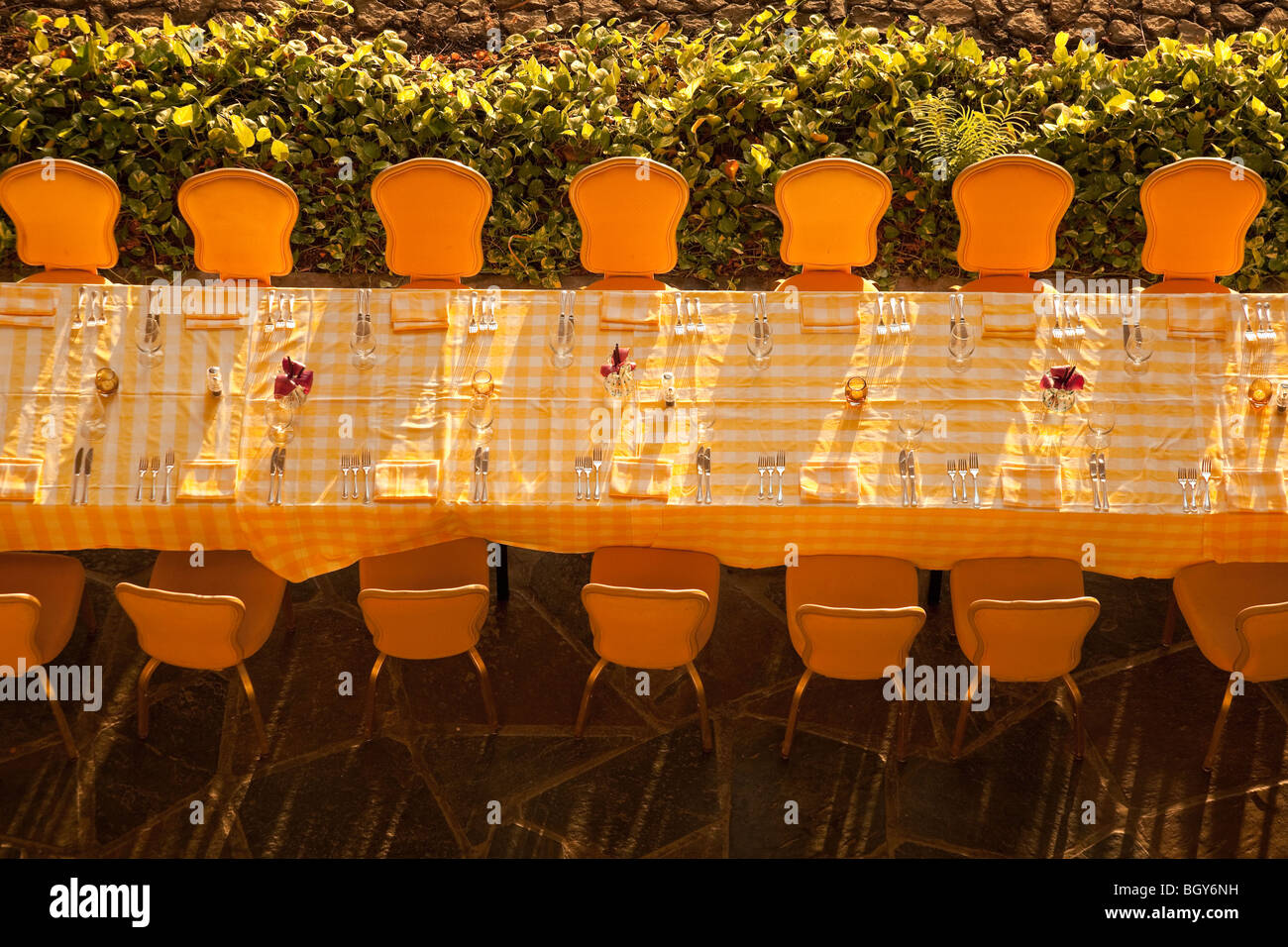 Empty banquet table ready for dinner guests at resort hotel Stock Photo ...