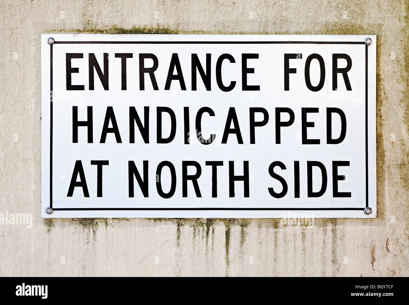 handicapped entrance sign Stock Photo - Alamy