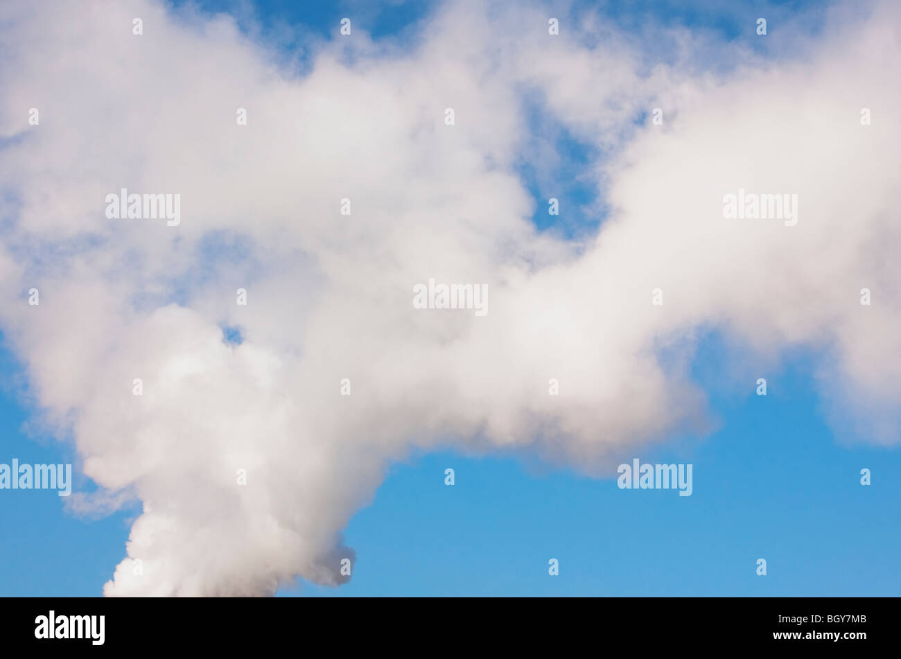 Steam cloud rising hi-res stock photography and images - Alamy
