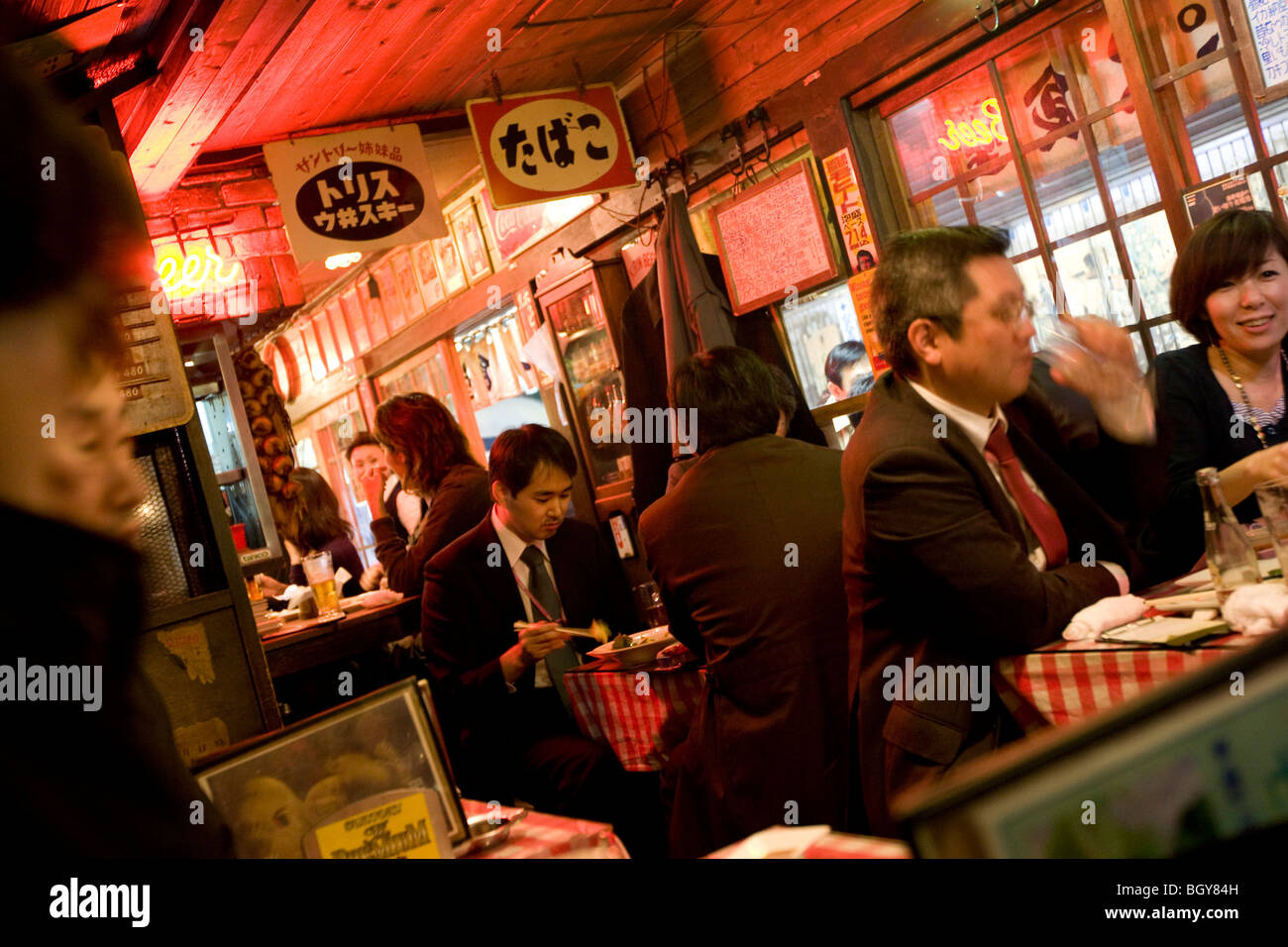 Manpuku shokudo tokyo hi-res stock photography and images - Alamy