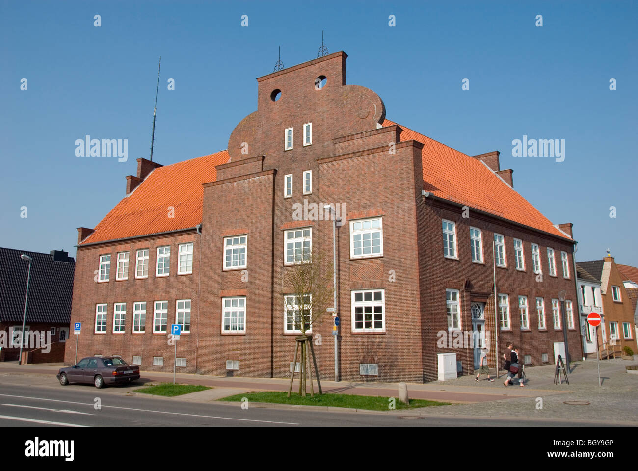 Customs square hi-res stock photography and images - Alamy