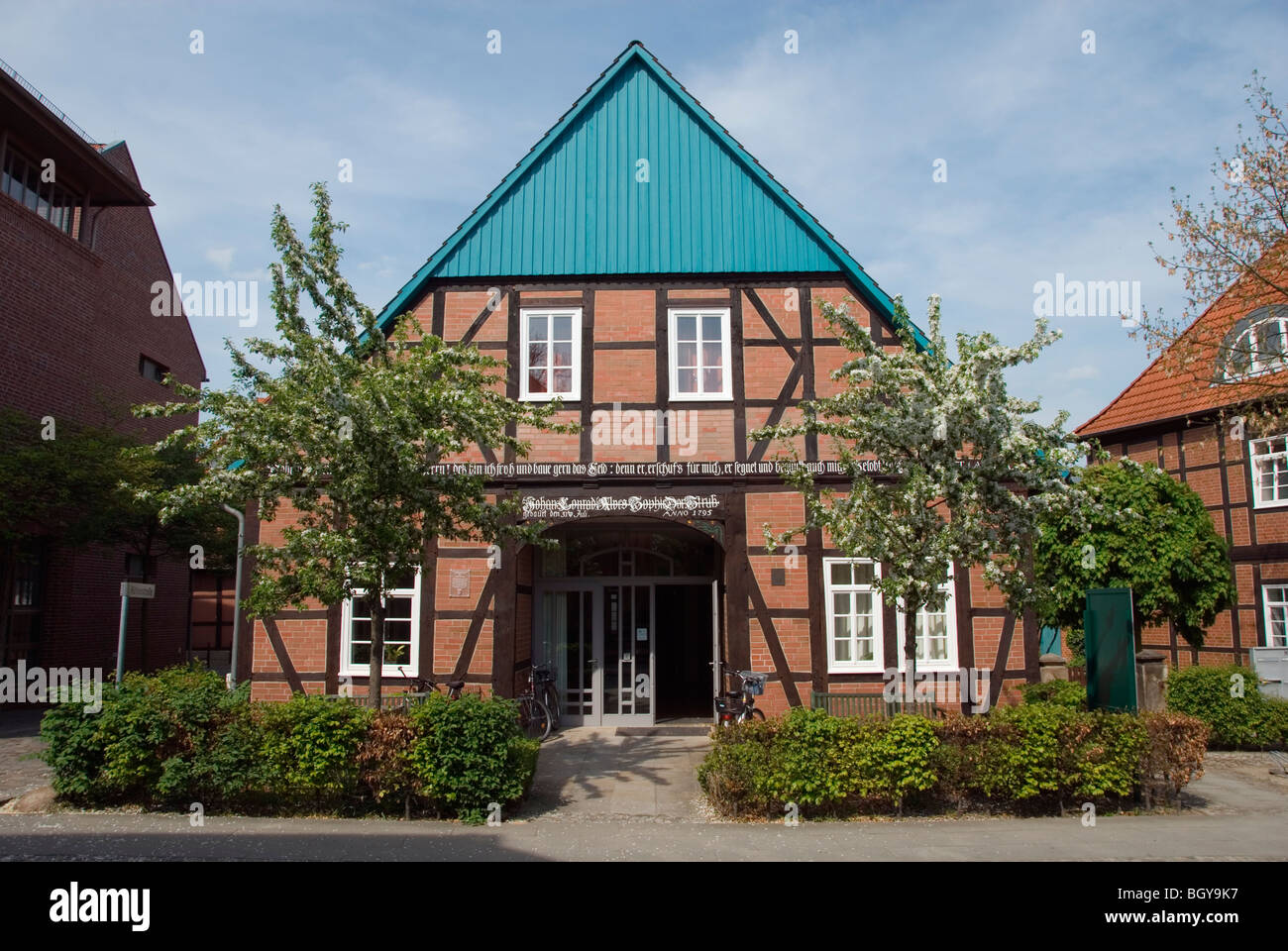 The four post hi-res stock photography and images - Alamy