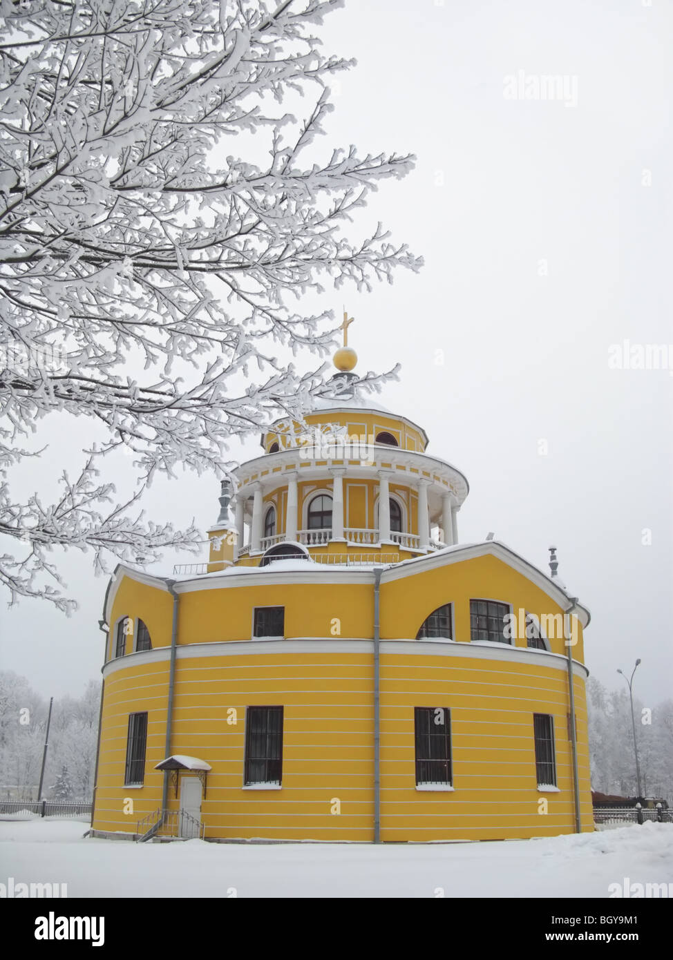 Snow nature russian church hi-res stock photography and images - Alamy