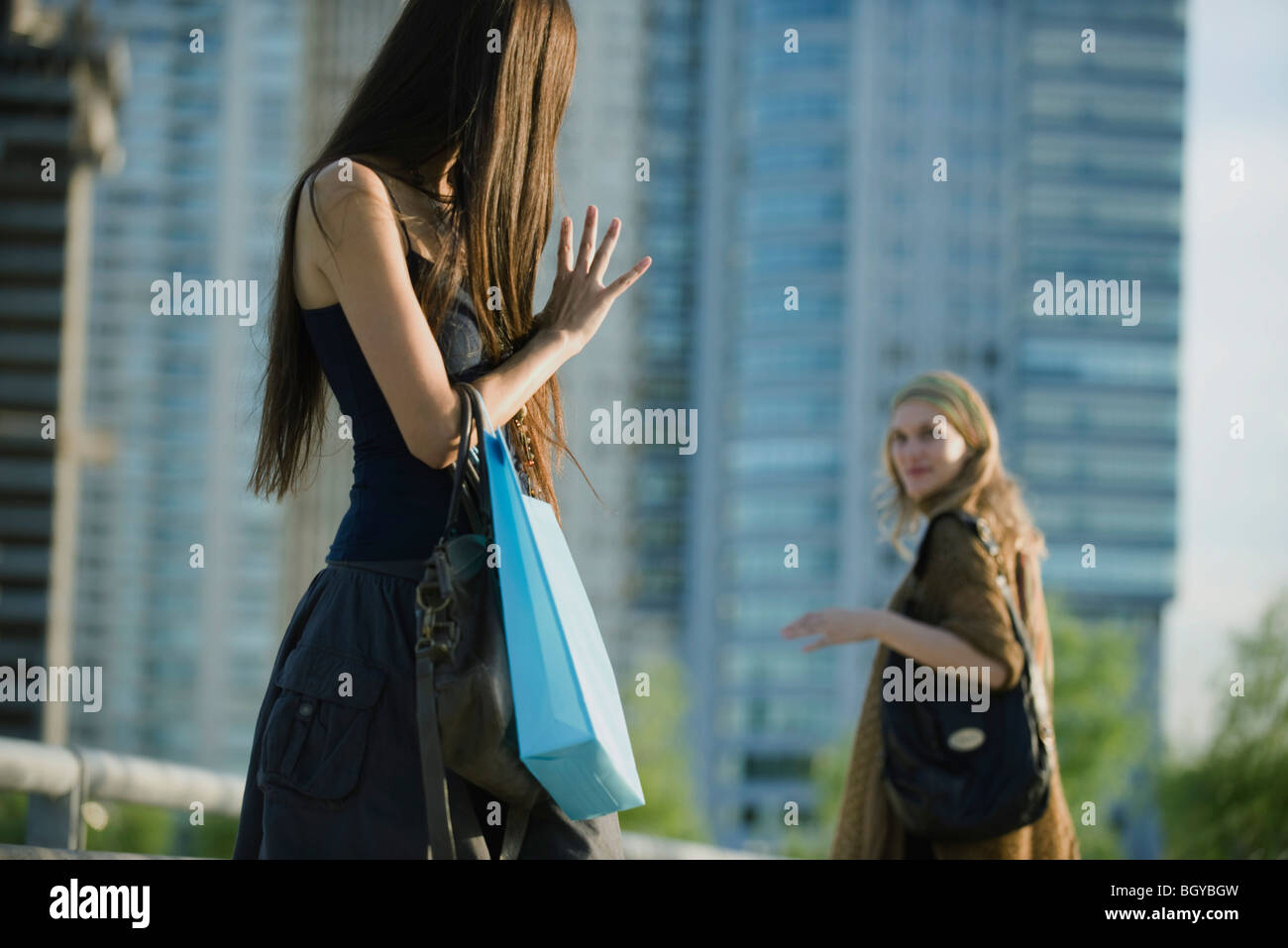 Waving goodbye waving bye hi-res stock photography and images - Alamy