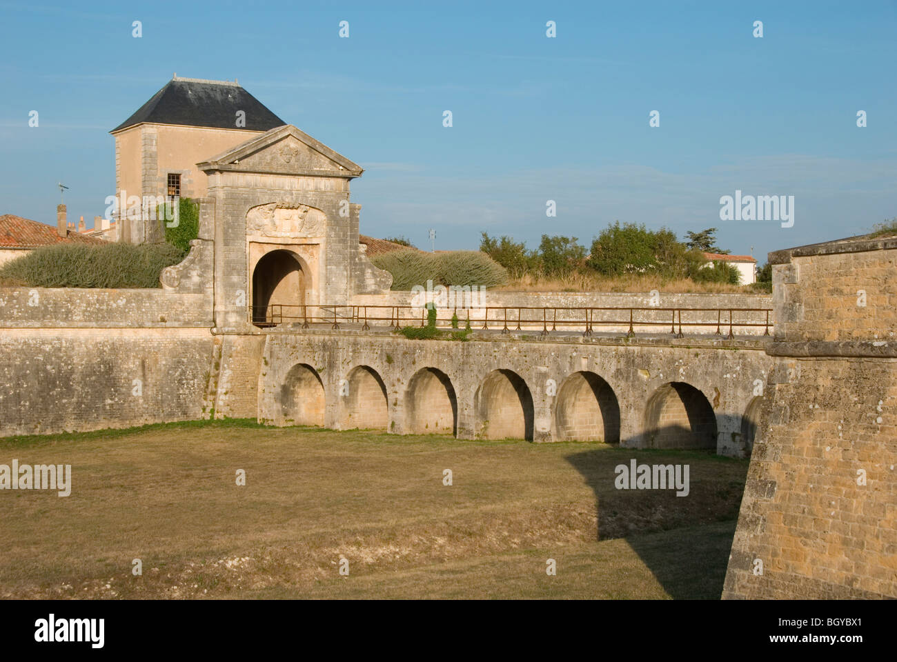 Maritime gate hi-res stock photography and images - Alamy