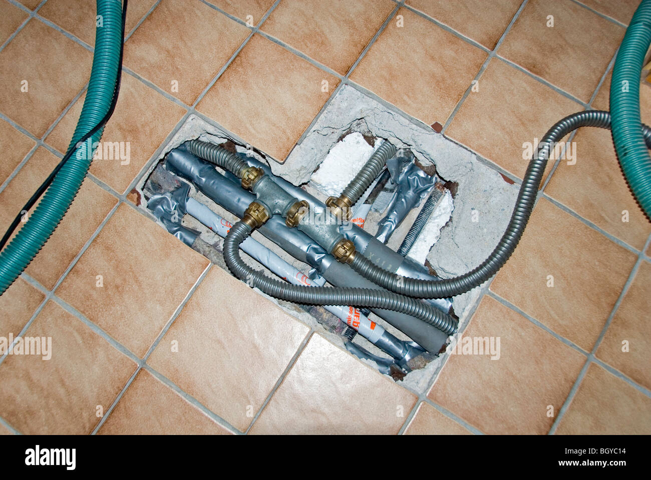 Damage architecture hi-res stock photography and images - Alamy