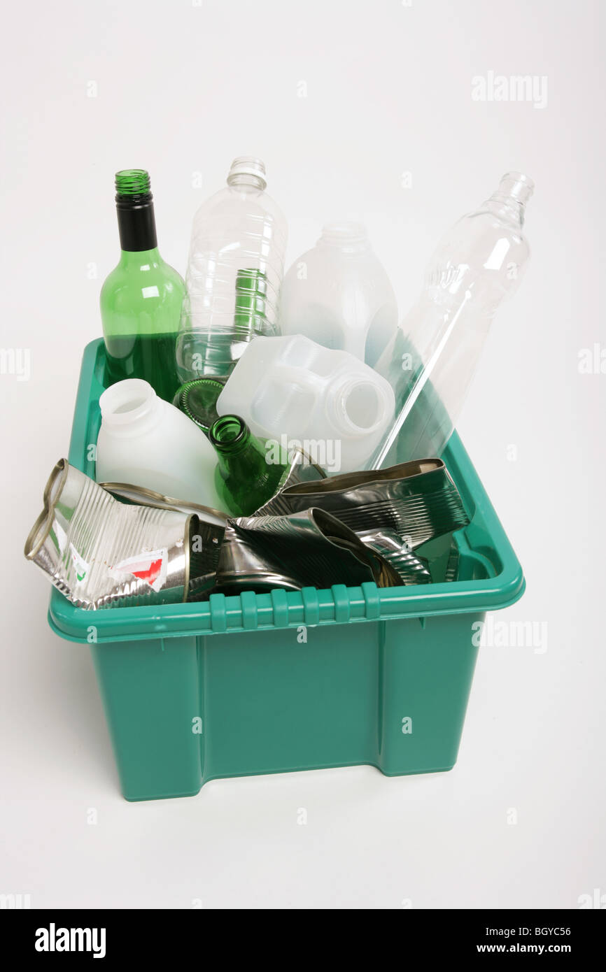 A mix of recyclable materials in a green plastic box Stock Photo - Alamy