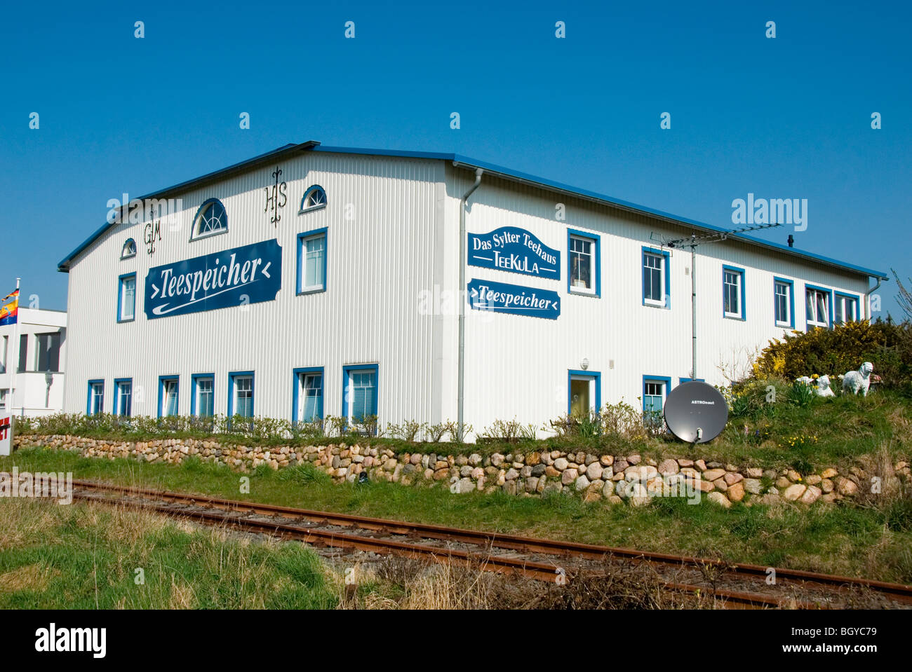 Tea warehouse hi-res stock photography and images - Alamy