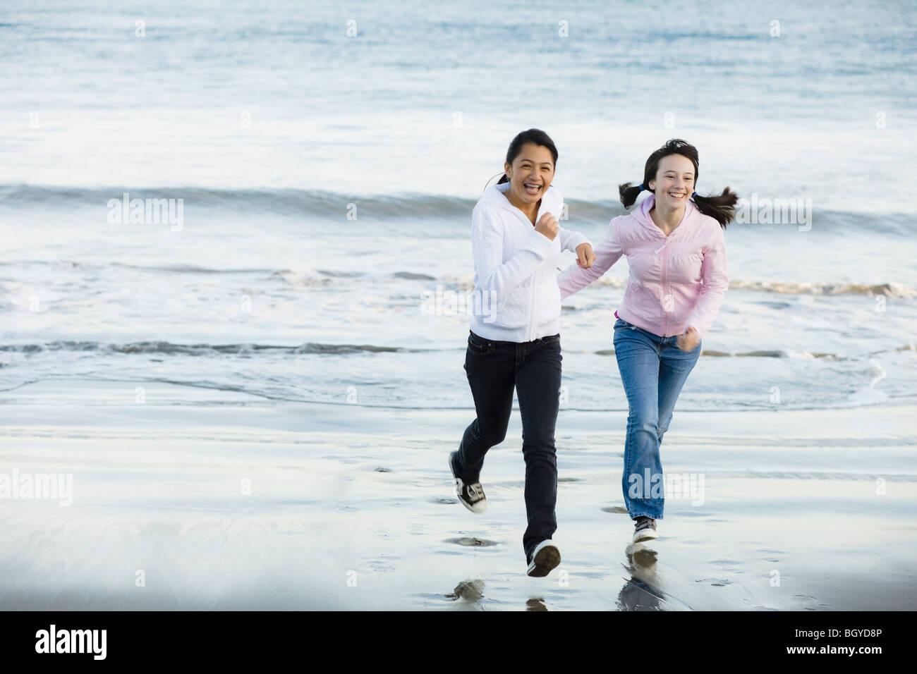 Teen beach seaside beach seashore hi-res stock photography and images ...
