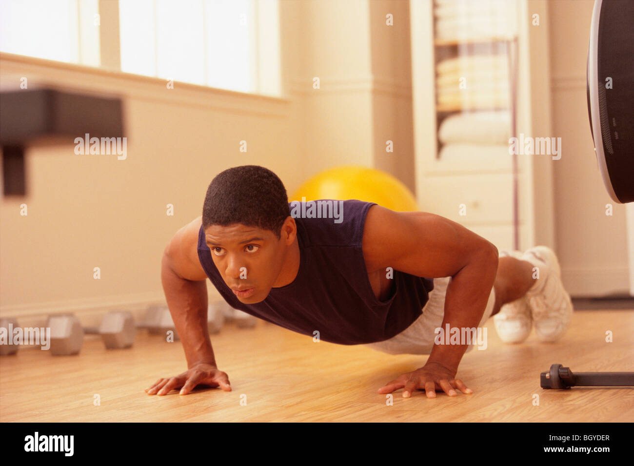 Pushups horizontal hi-res stock photography and images - Alamy