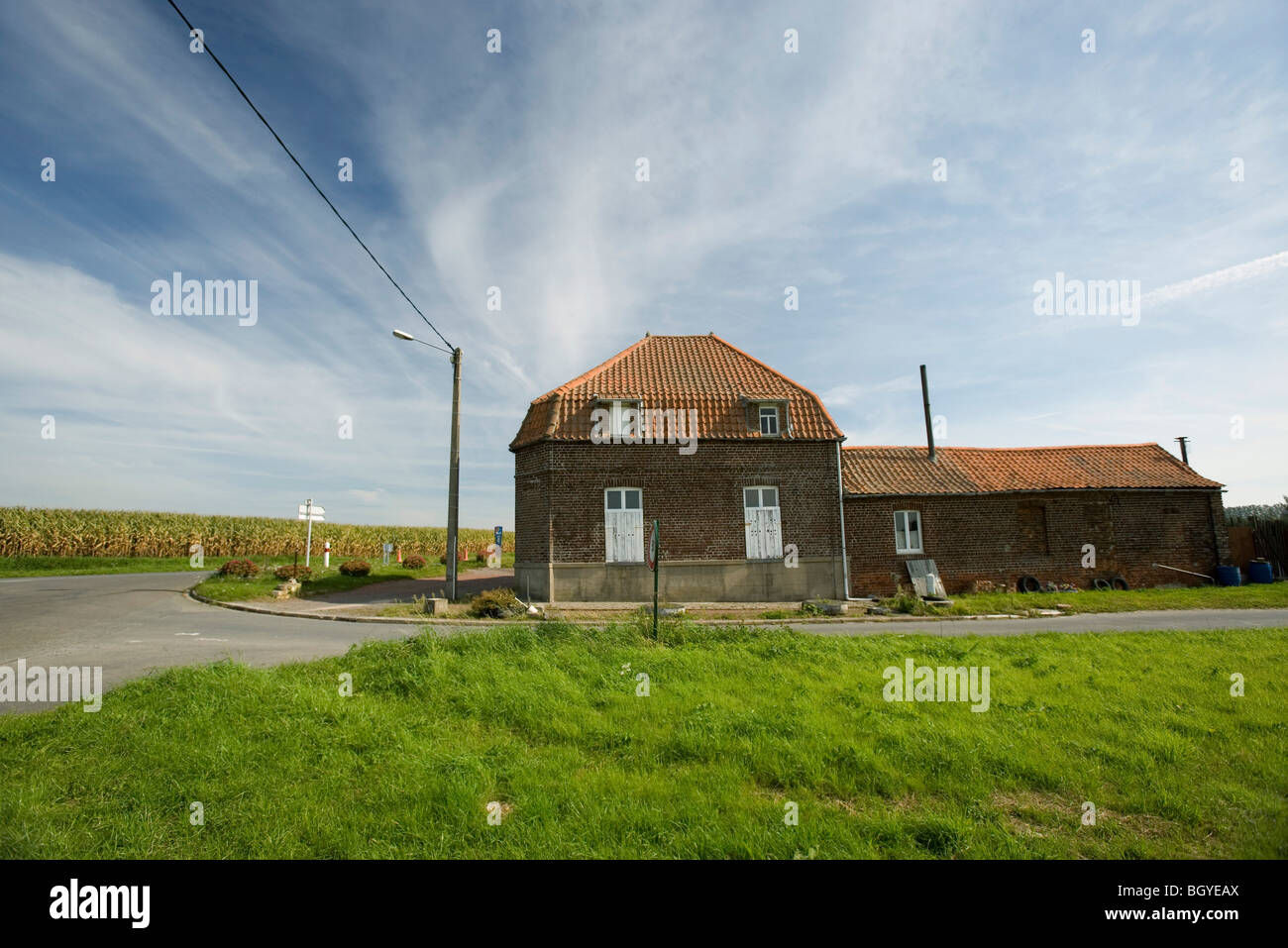 Peace field house hi-res stock photography and images - Alamy