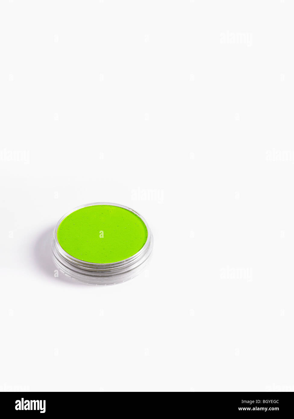 Green white container hi-res stock photography and images - Alamy