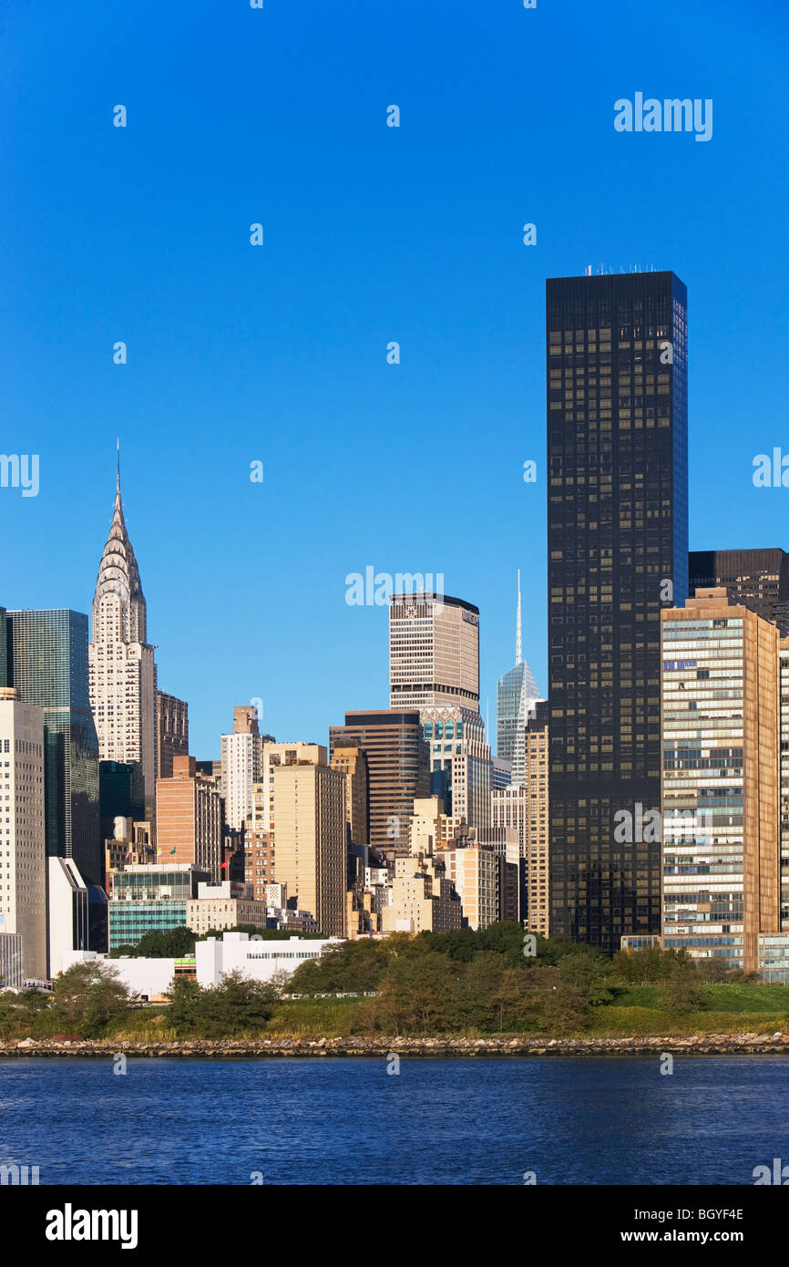 Waterfront oceanfront high rise rises skyscraper skyscrapers tall ...