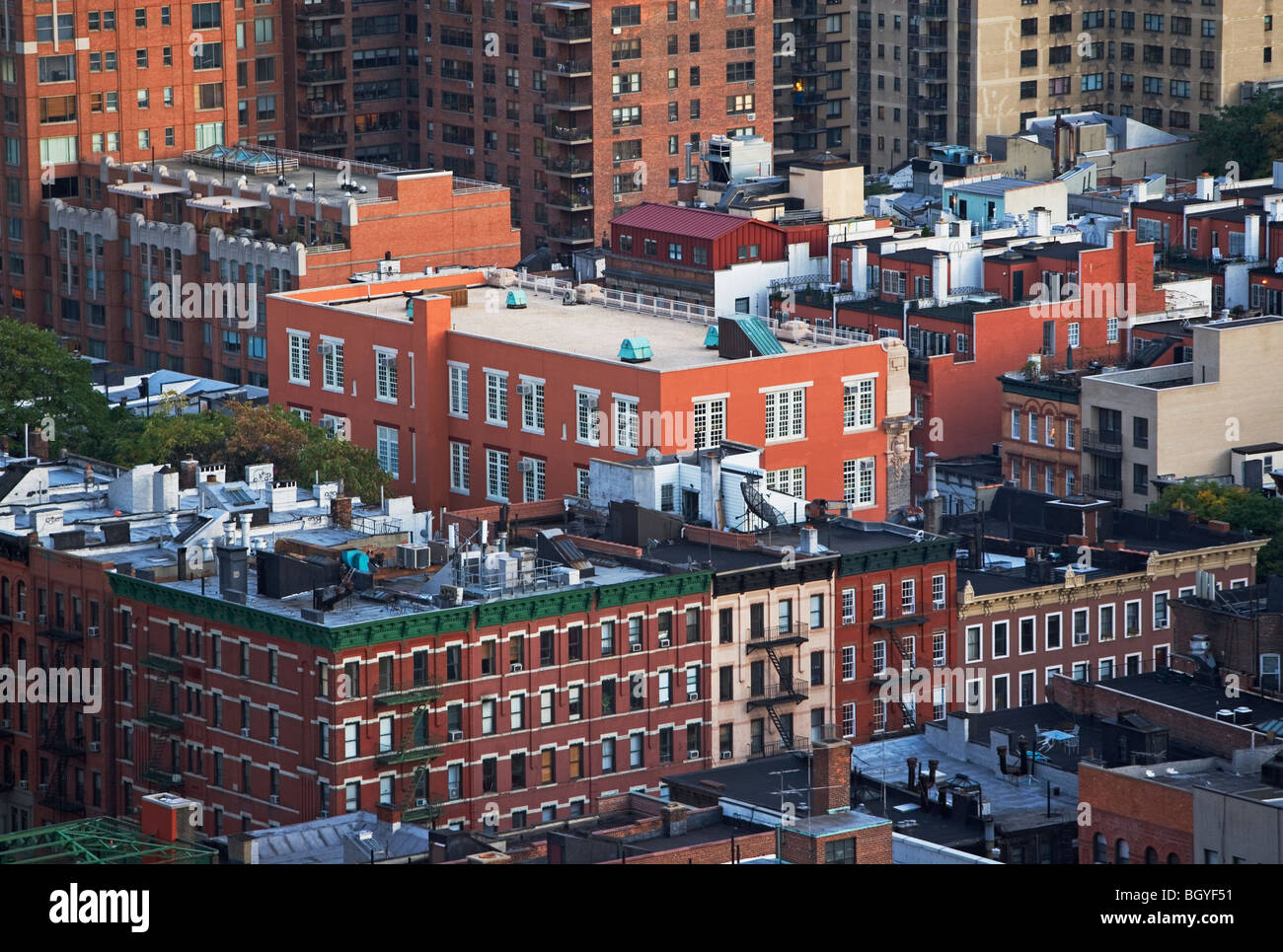 Apartment building rooftops hi-res stock photography and images - Alamy