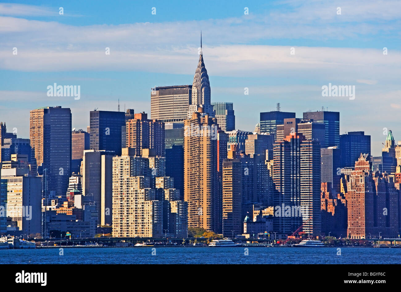 The waterfront of high rise building hi-res stock photography and ...