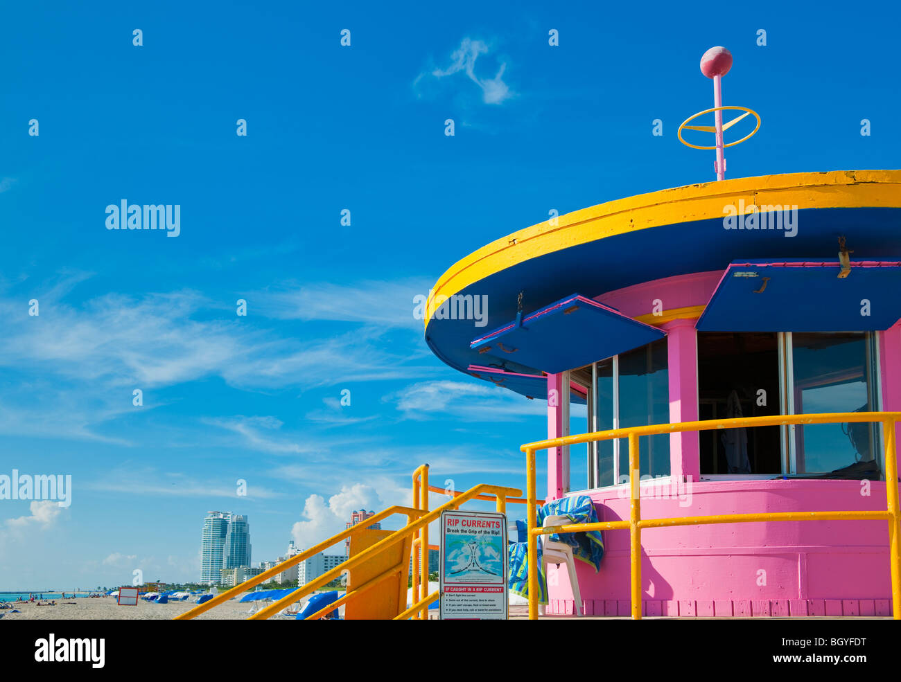Life guard station Stock Photo - Alamy