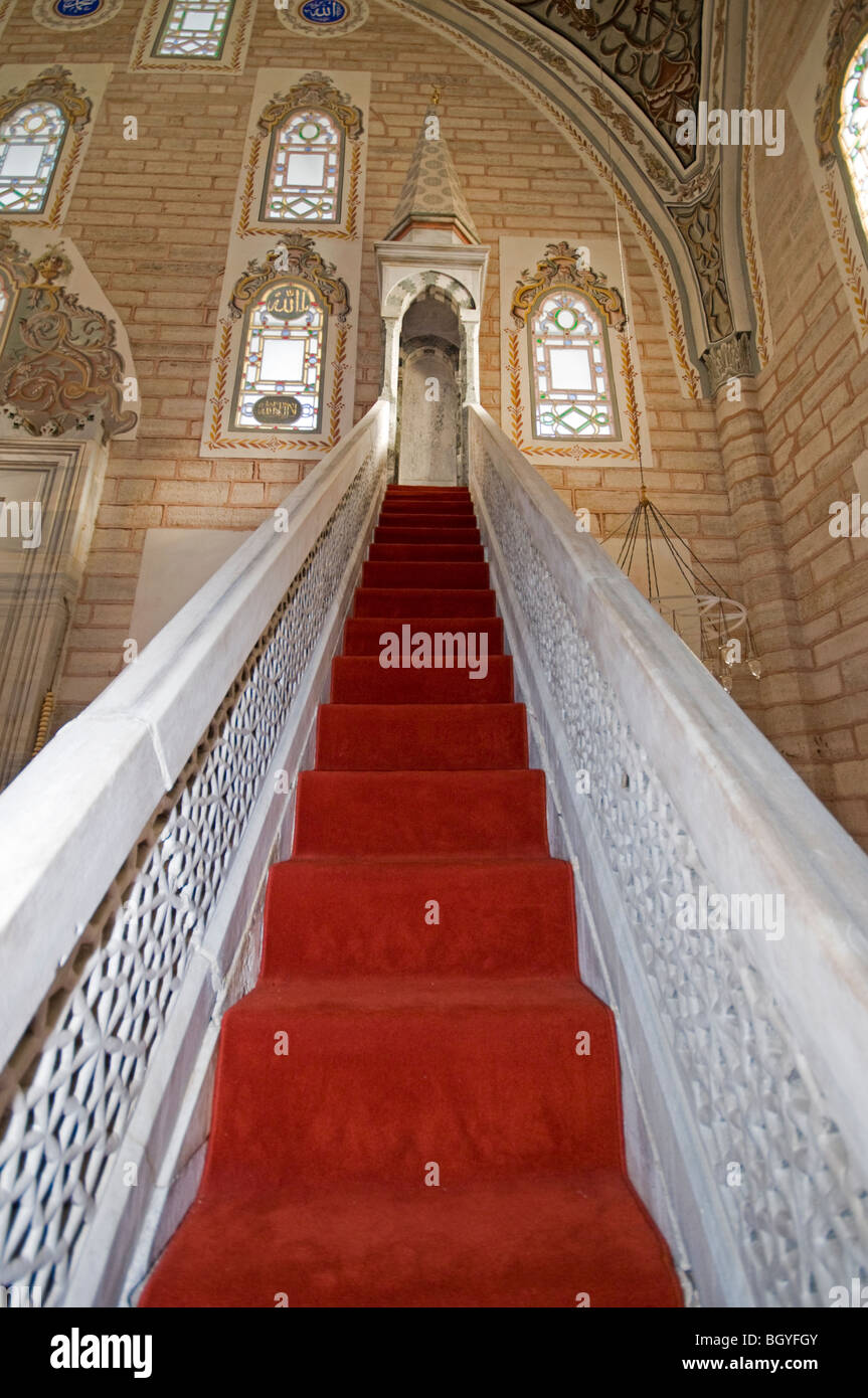 Interior of a mosque hi-res stock photography and images - Alamy