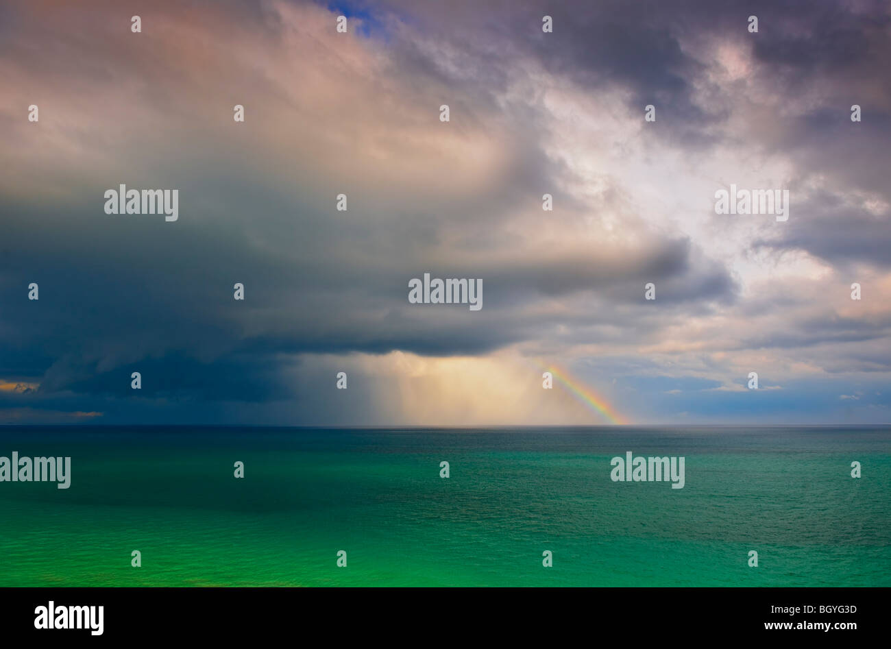 Water clouds rainbow rainbows sky hi-res stock photography and images ...