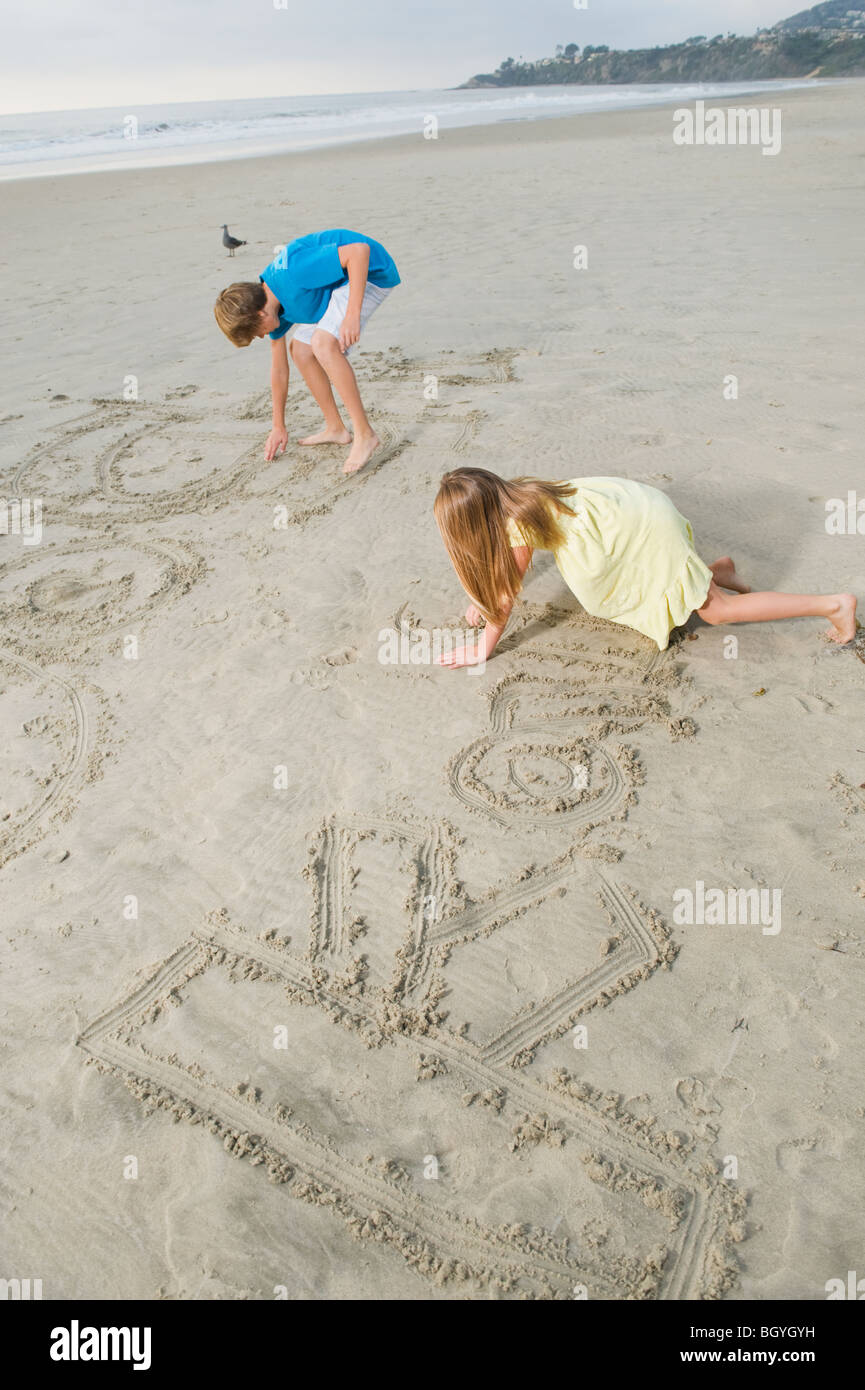 Children with letters hi-res stock photography and images - Alamy