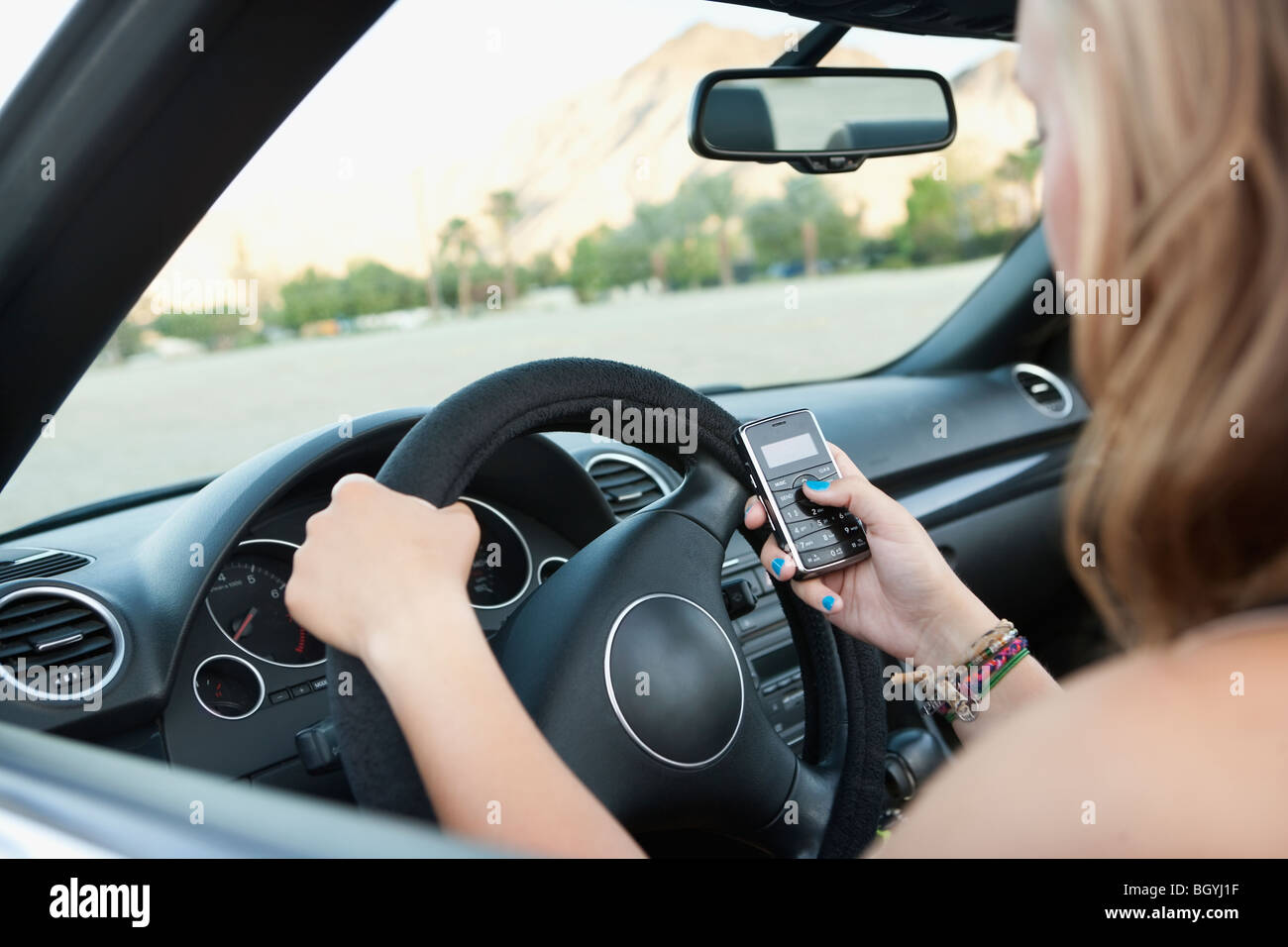 Teen driving text hi-res stock photography and images - Alamy