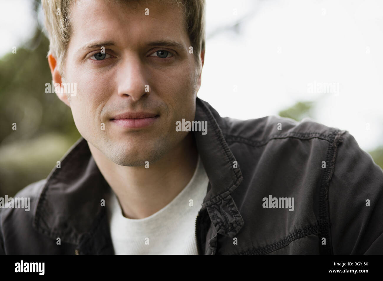 Man facing towards hi-res stock photography and images - Alamy