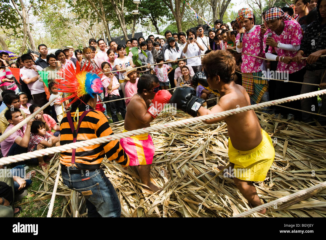funny blindfold dwarf boxing, Bangkok, Thailand Stock Photo - Alamy