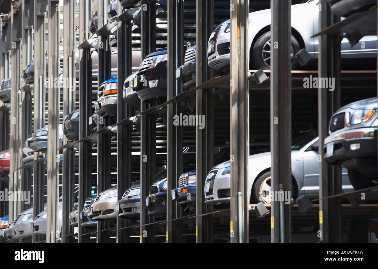 Horizontal parking lot cars hi-res stock photography and images - Alamy
