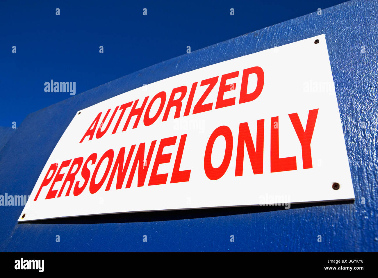 Safety violation construction hi-res stock photography and images - Alamy