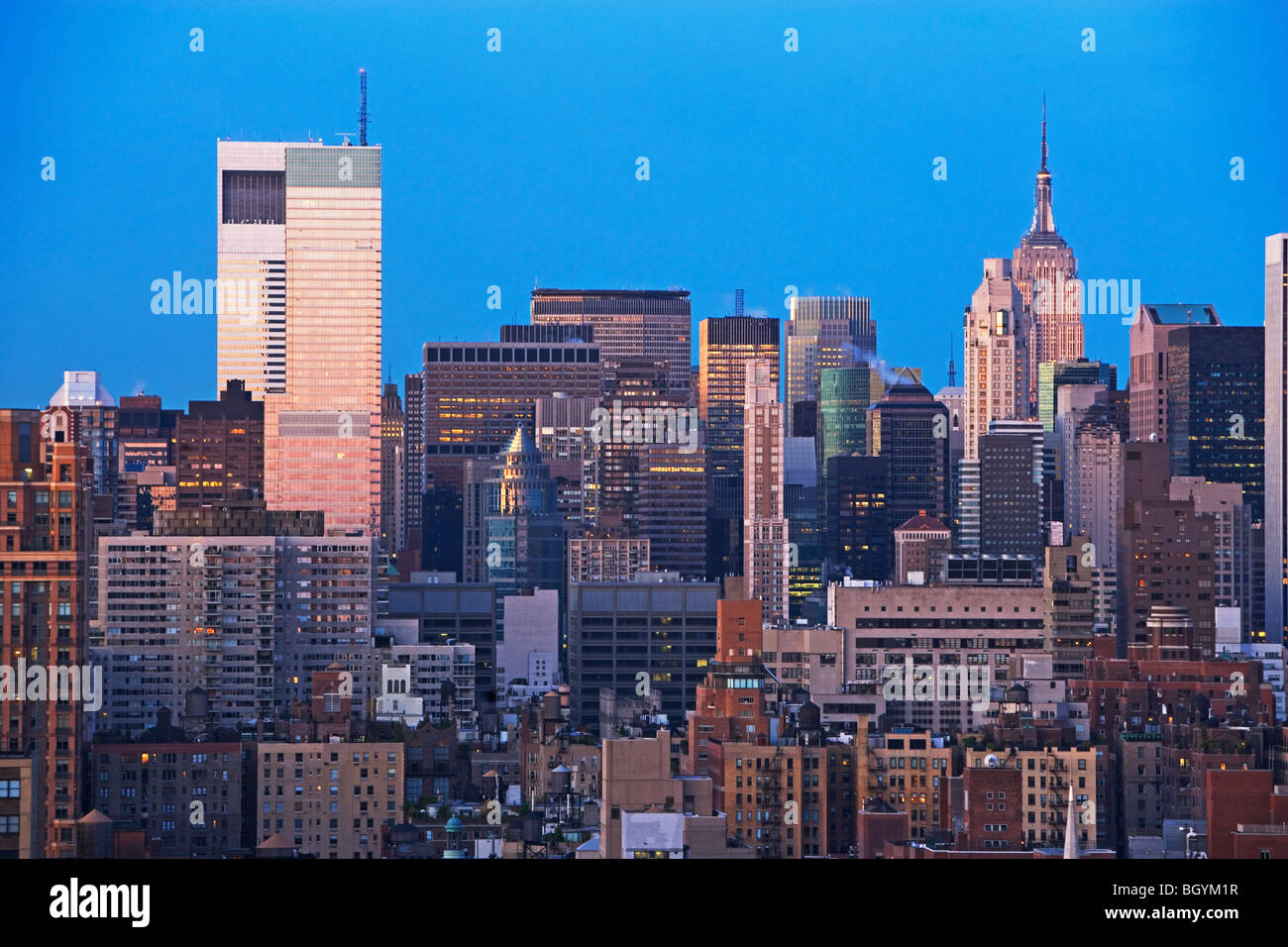 Apartment apartments tall building buildings city urban skyline ...