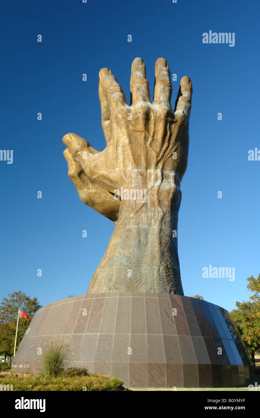Tulsa, OK, Oklahoma, Oral Roberts University, Praying Hands Statue ...