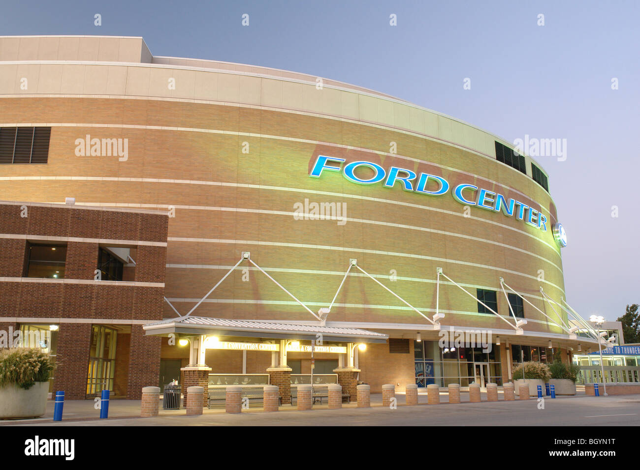 Ford center oklahoma hi-res stock photography and images - Alamy